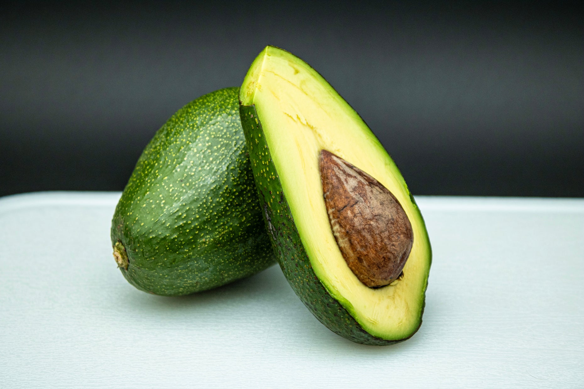 6 Large Fuerte Avocados - A California Classic – California Avocados Direct